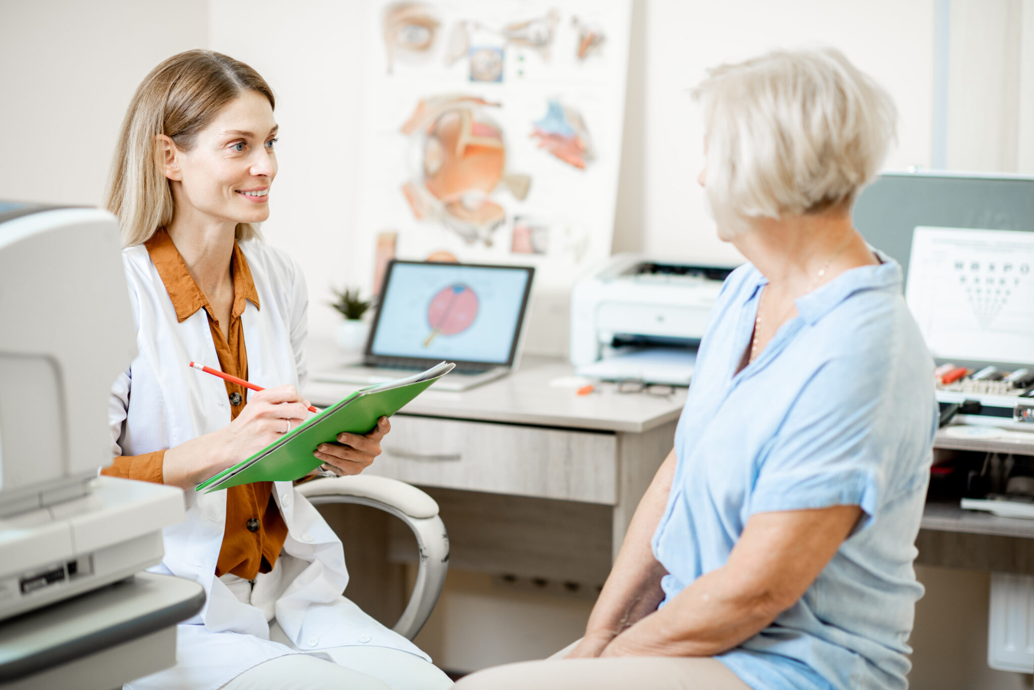 7 Ways to Prepare for Cataract Surgery | Jacksonville Eye Center